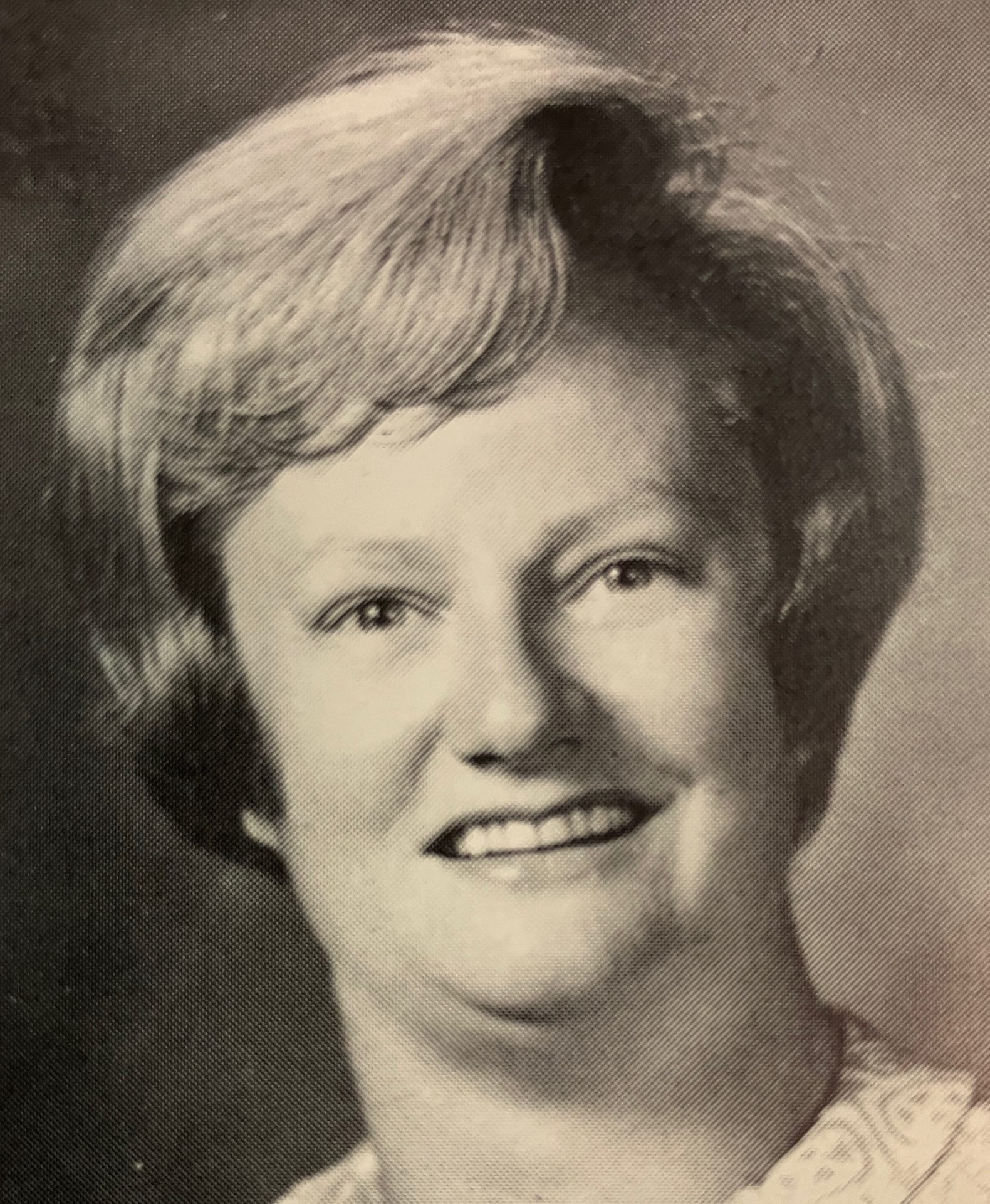 Elizabeth Halvosa Hart '49 | OneHandley | Winchester, Va