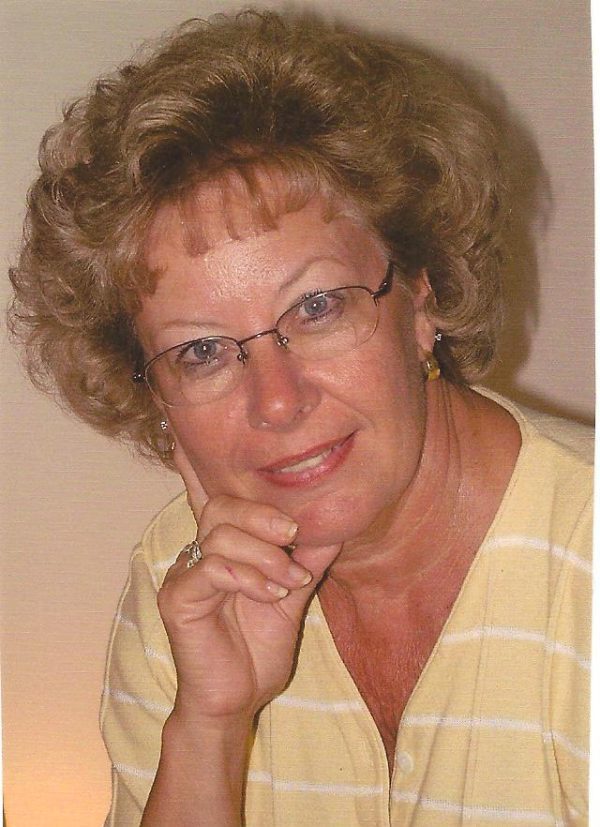 Elizabeth “Betsy” Carper Sibert '60 | OneHandley | Winchester, Va